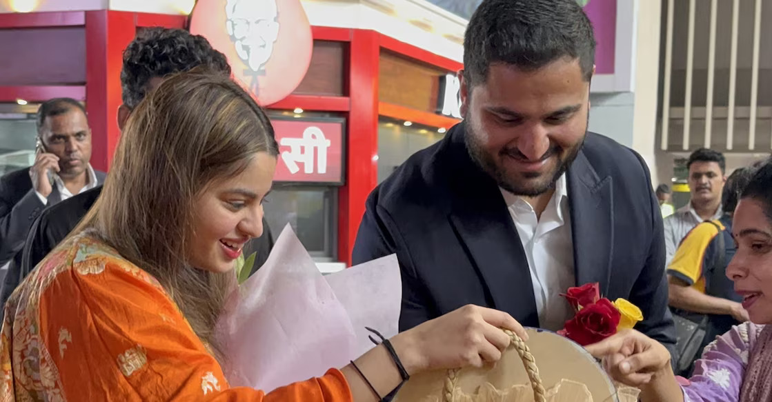 വജ്ര സാമ്രാജ്യം, മുംബൈയിലും സൂറത്തിലും ഫാക്ടറികൾ: അതിസമ്പന്നയാണ് ...